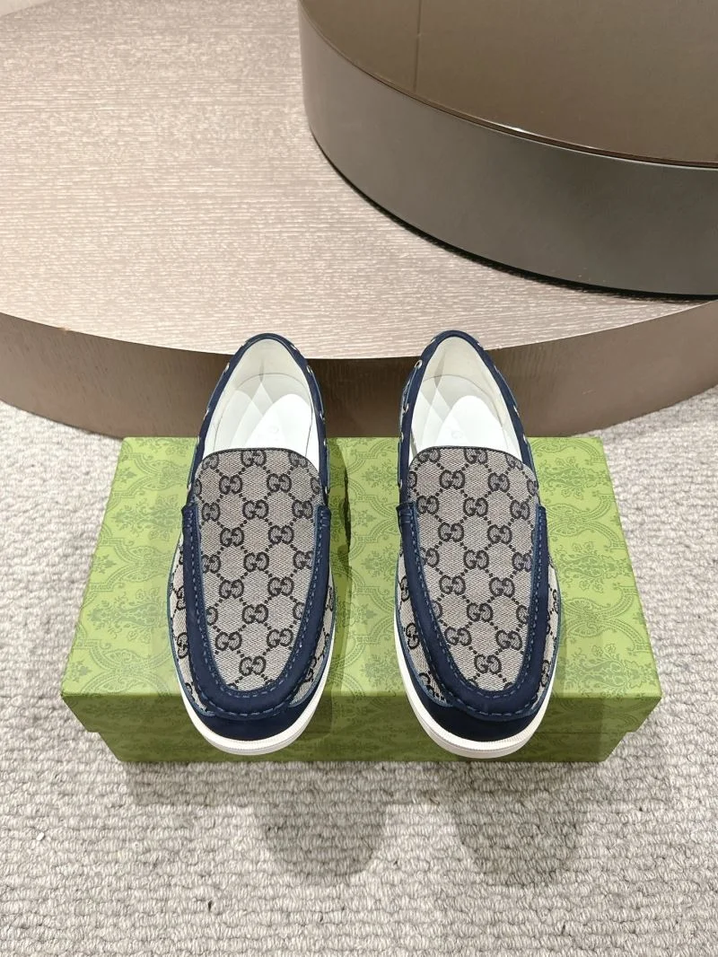 Accurate model Gucci Low Shoes