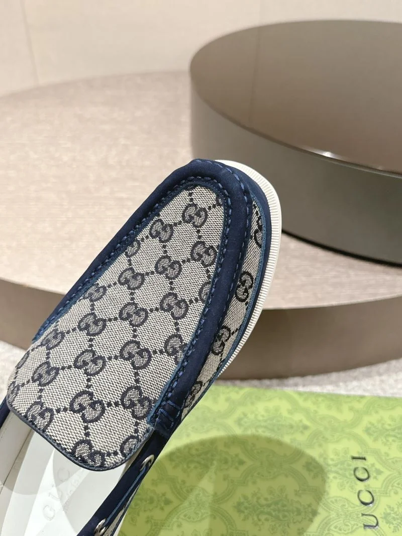 Accurate model Gucci Low Shoes