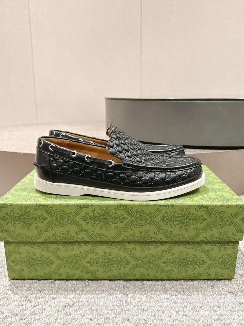 Gucci Low Shoes