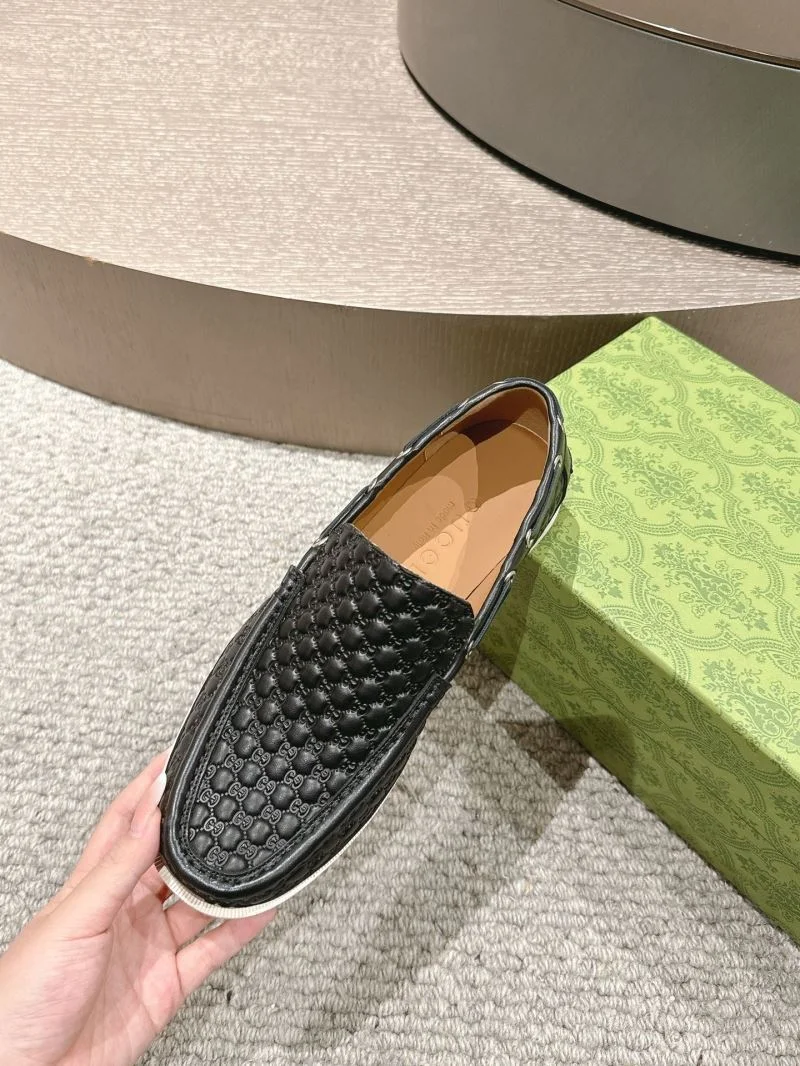 Top mirror Gucci Low Shoes