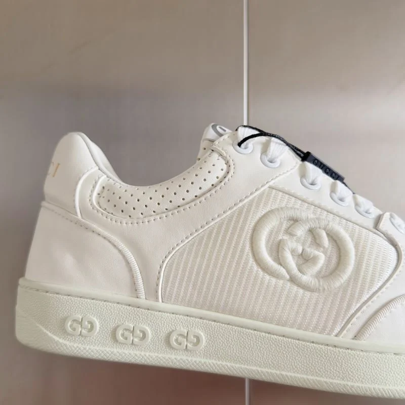 Brand-original Gucci Low Shoes