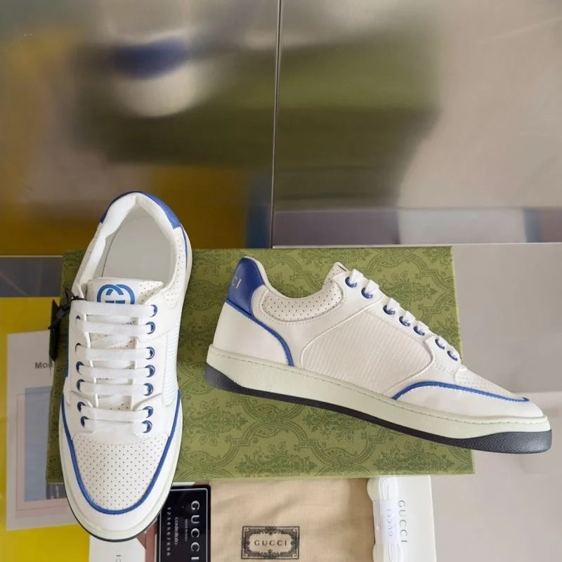 Value-priced Gucci Low Shoes