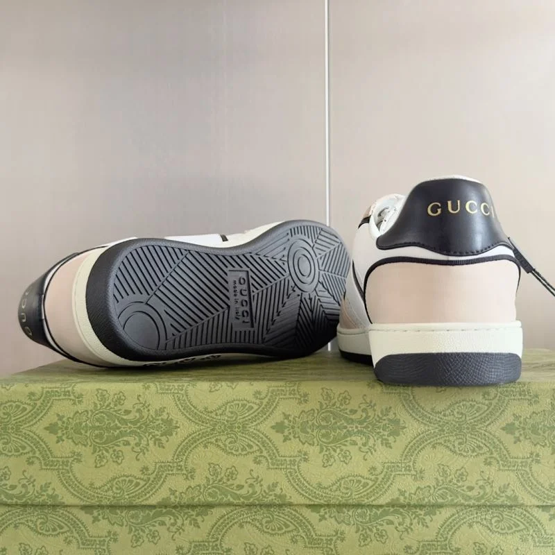 Accurate model Gucci Low Shoes