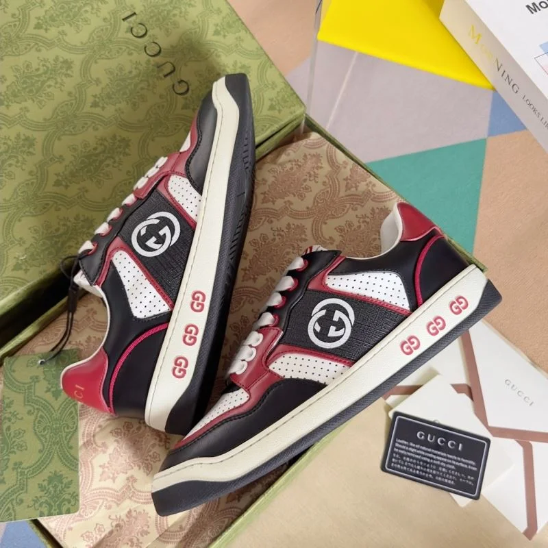 Value-priced Gucci Low Shoes
