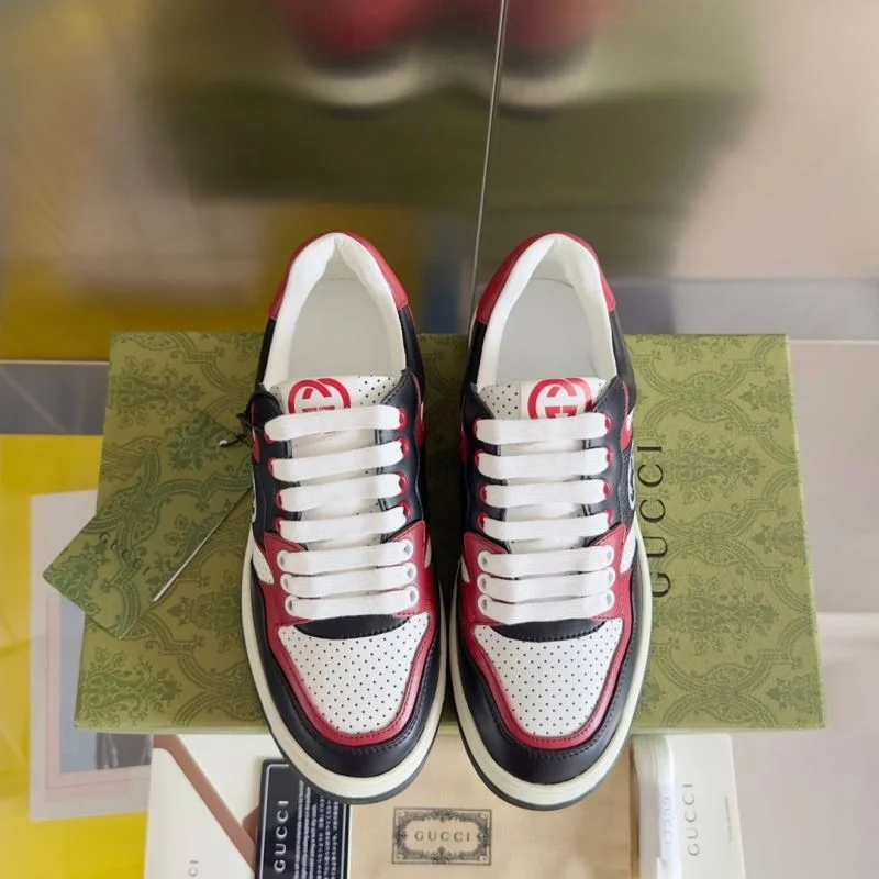 Value-priced Gucci Low Shoes