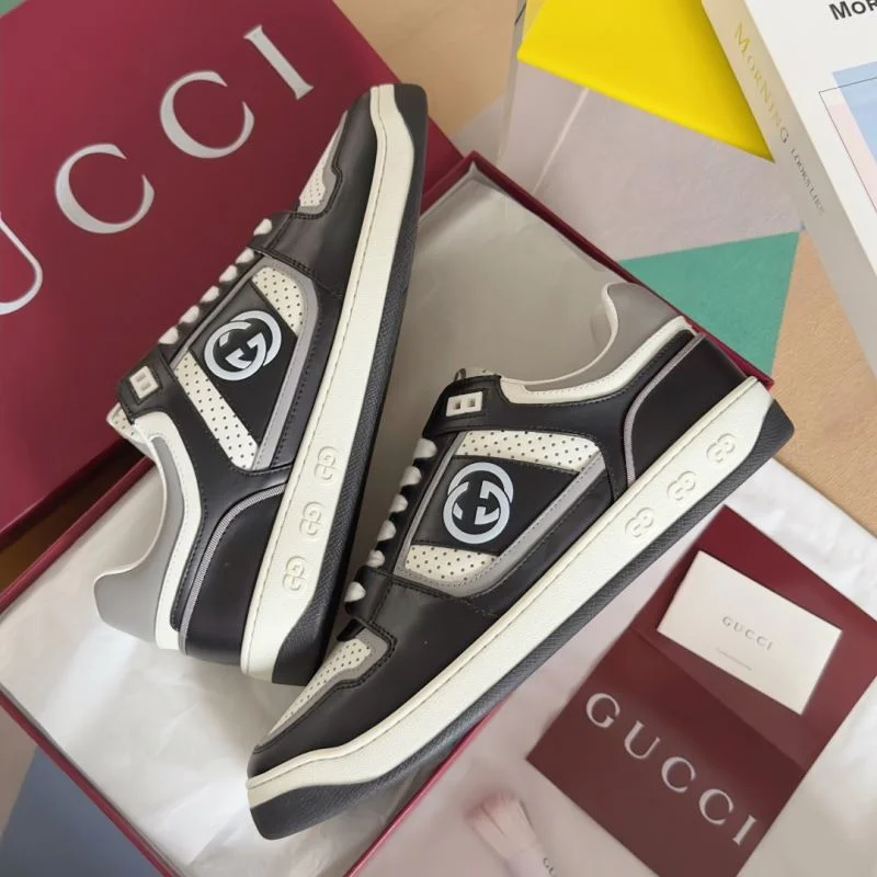 Accurate model Gucci Low Shoes
