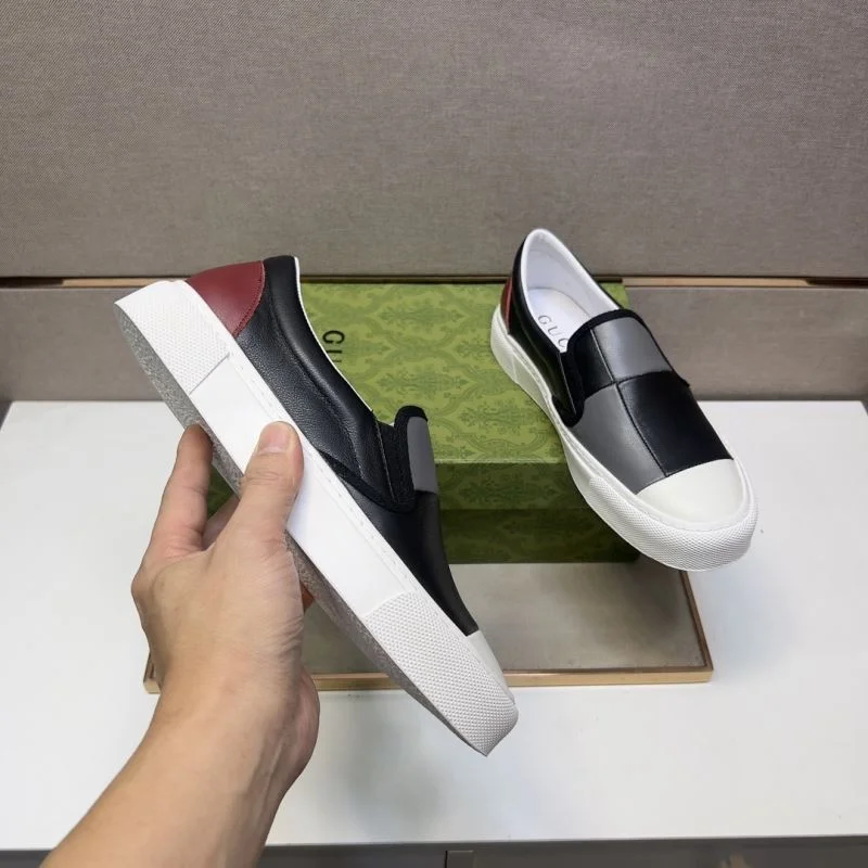 Value-priced Gucci Low Shoes