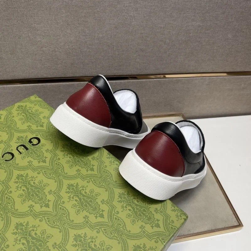 Value-priced Gucci Low Shoes