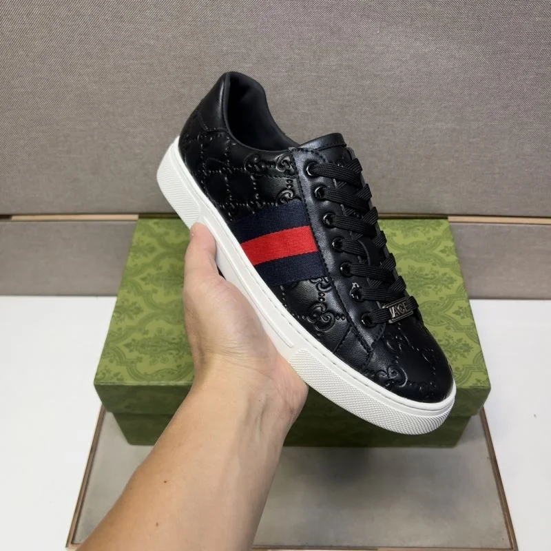 Factory-made Gucci Low Shoes