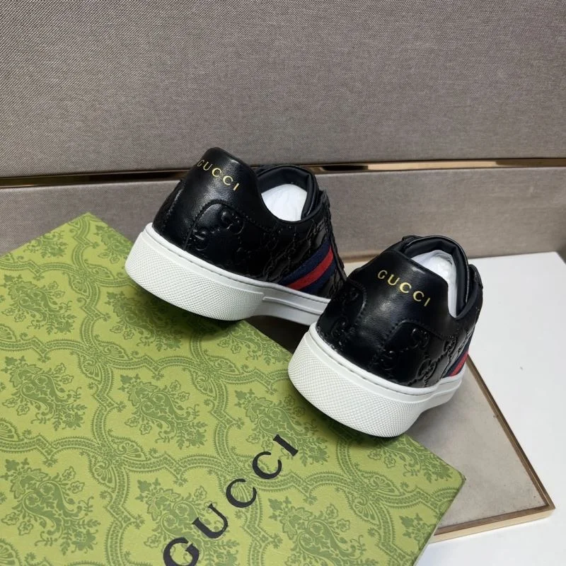 Factory-made Gucci Low Shoes
