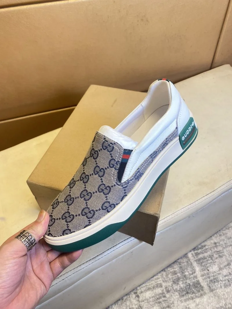 Low-cost Gucci Low Shoes