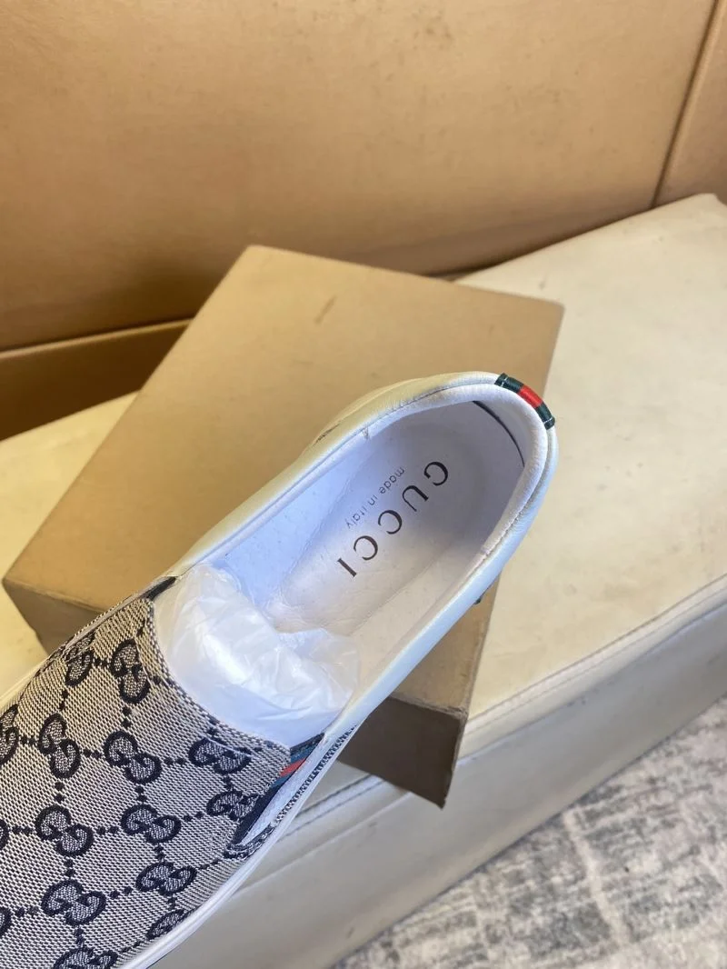 Low-cost Gucci Low Shoes