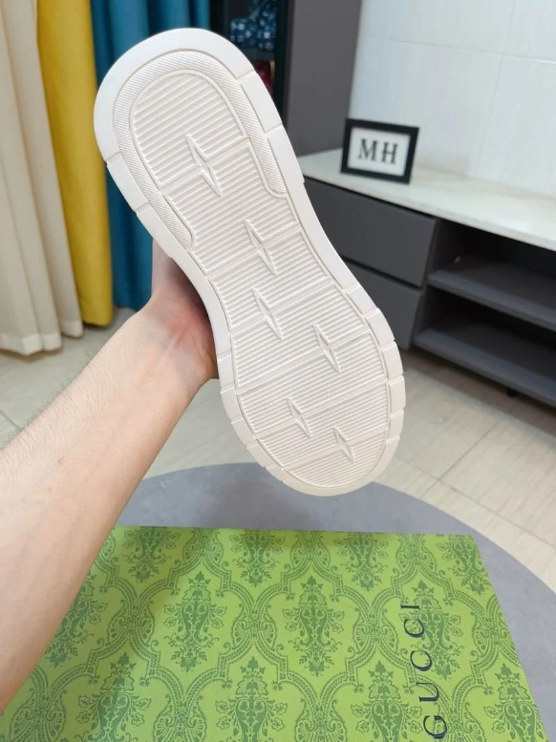Reasonably priced Gucci Low Shoes
