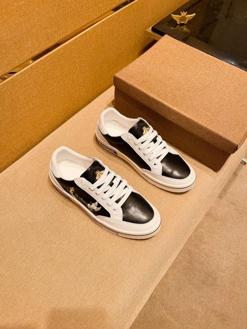 Value-priced Gucci Low Shoes