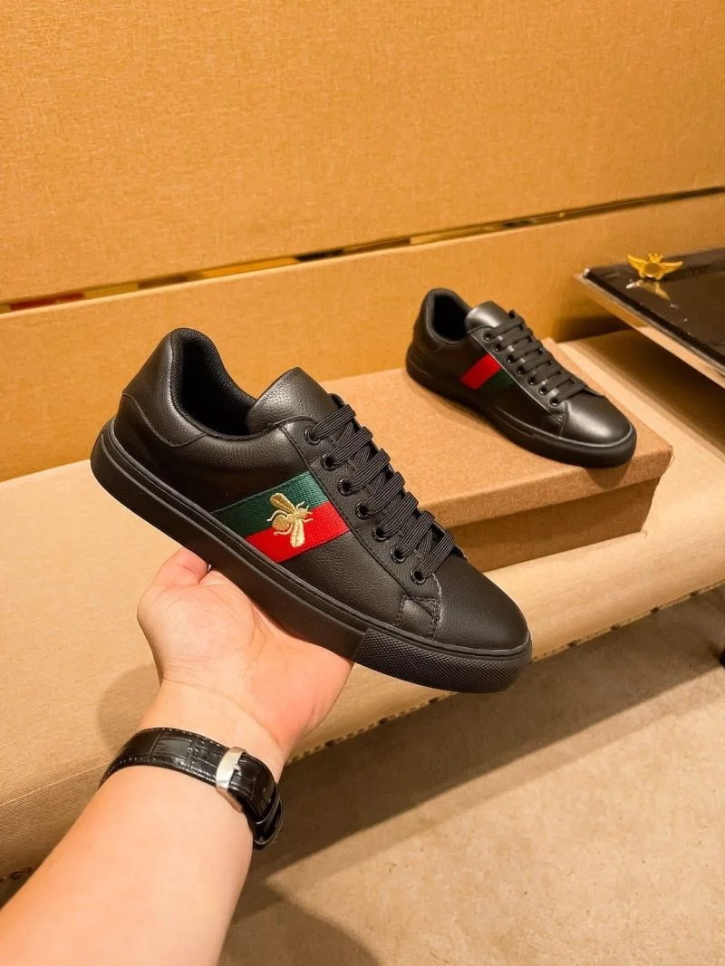 Official Gucci Low Shoes