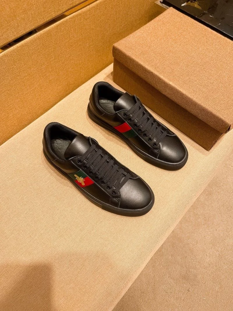 Official Gucci Low Shoes