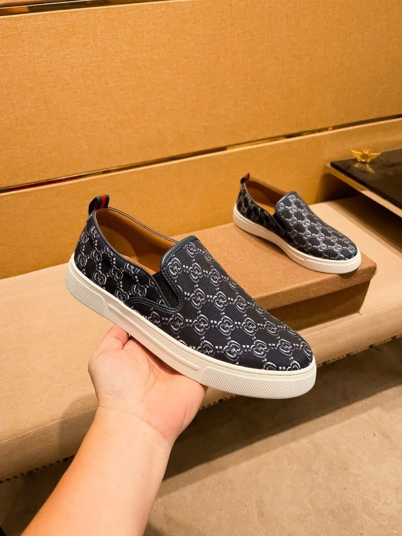 Top mirror Gucci Low Shoes