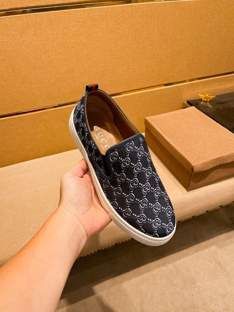 Top mirror Gucci Low Shoes
