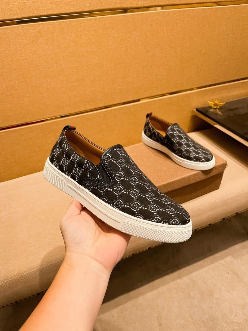 Top mirror Gucci Low Shoes