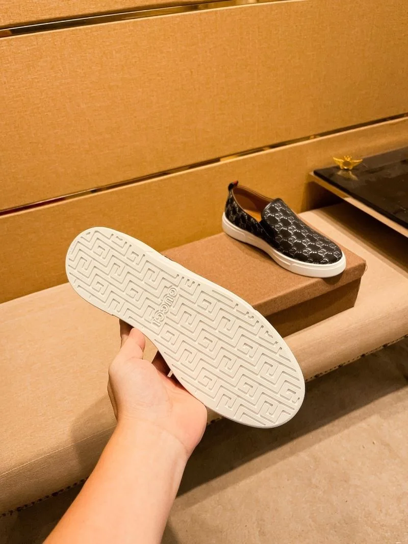 Top mirror Gucci Low Shoes