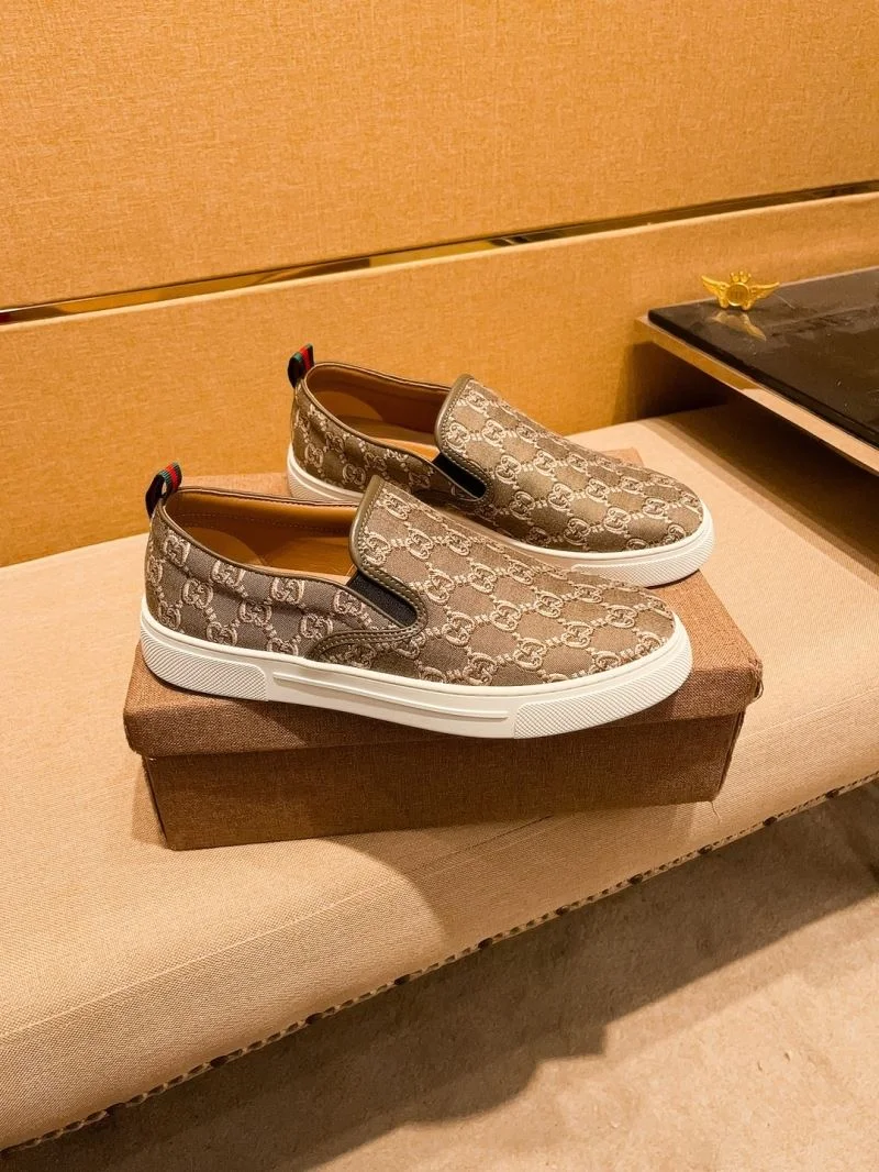 Gucci Low Shoes