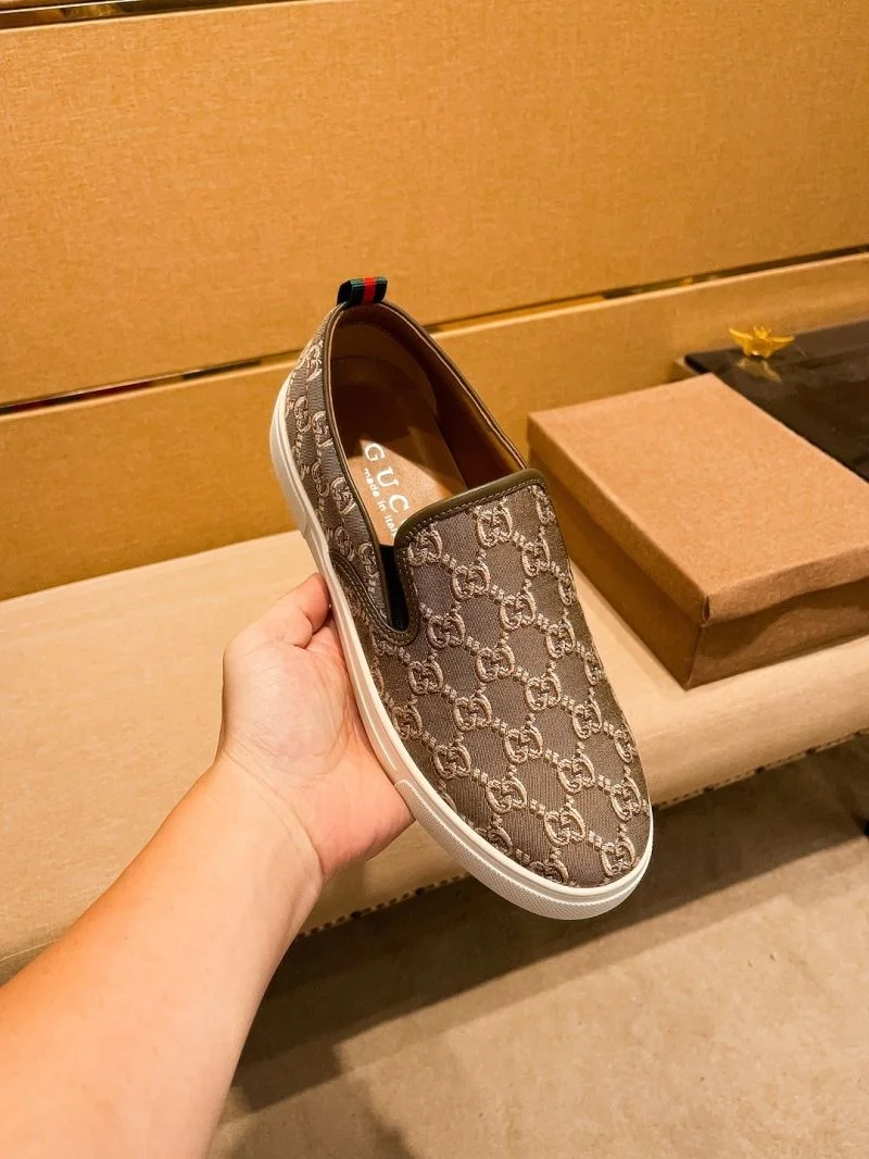 Economical Gucci Low Shoes