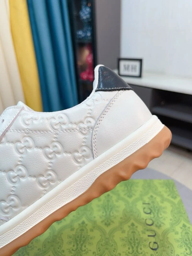 Top match Gucci Low Shoes