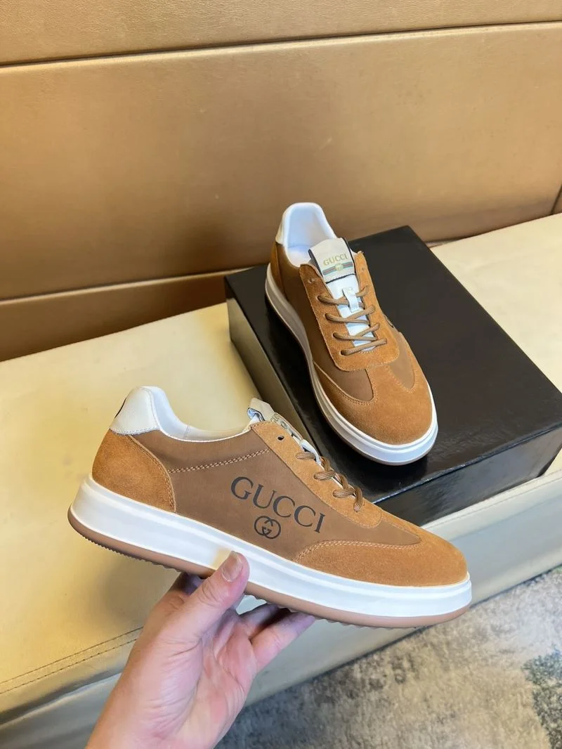 Value-priced Gucci Low Shoes