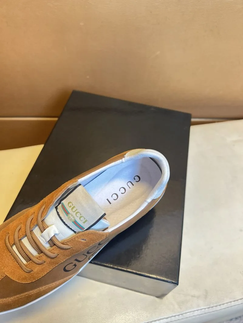 Value-priced Gucci Low Shoes