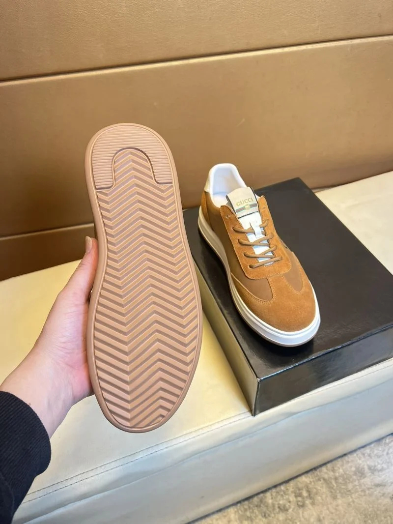Value-priced Gucci Low Shoes