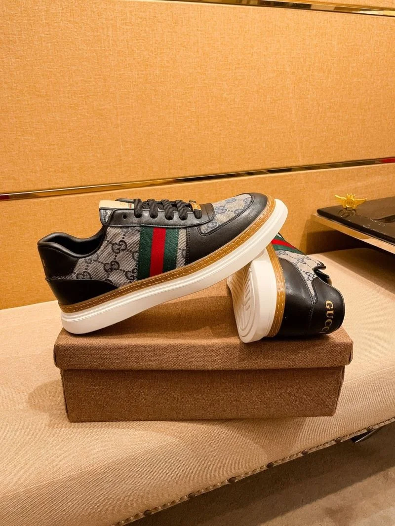 Top mirror Gucci Low Shoes