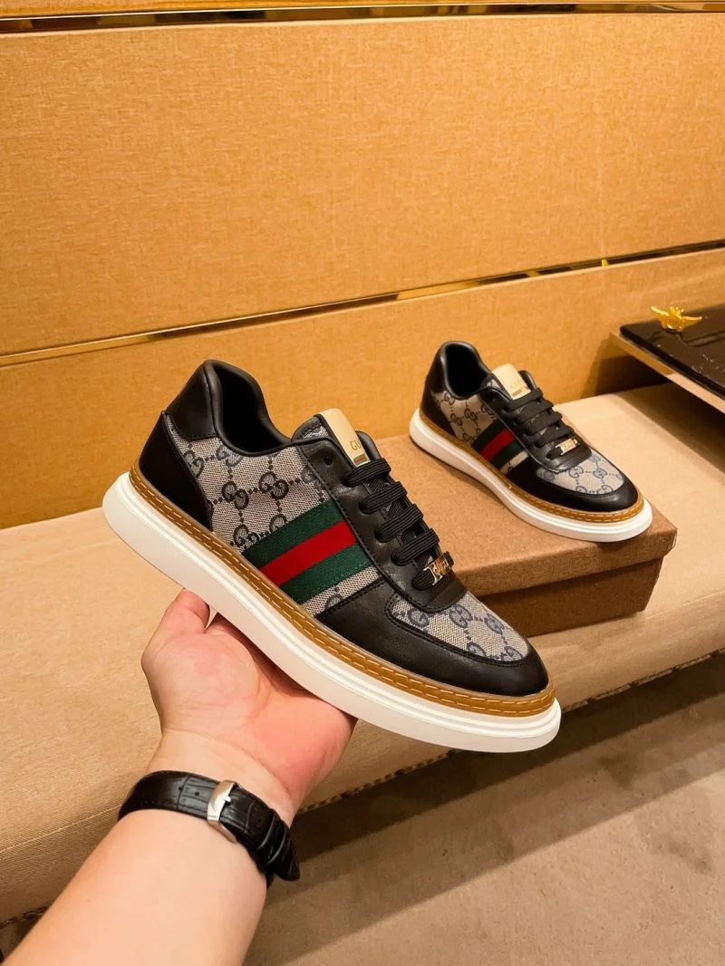 Top mirror Gucci Low Shoes
