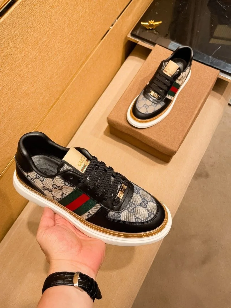 Top mirror Gucci Low Shoes