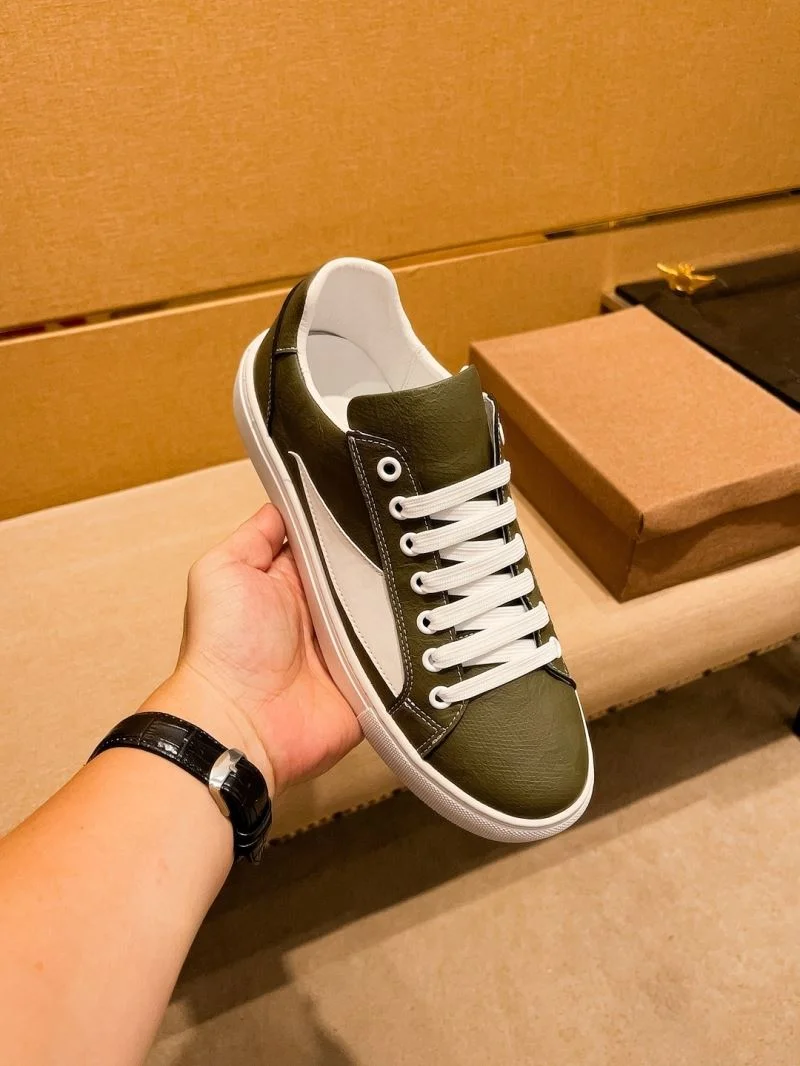 Reasonably priced Gucci Low Shoes