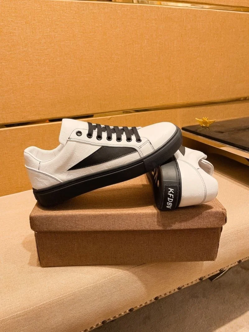 Exact replica Gucci Low Shoes