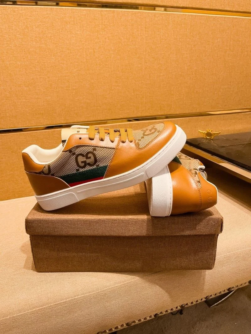 Bargain Gucci Low Shoes
