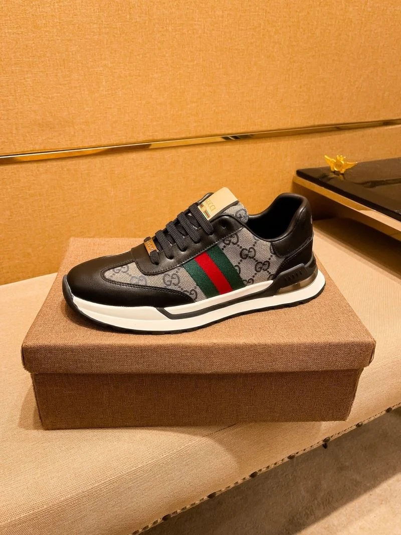 Bargain Gucci Low Shoes