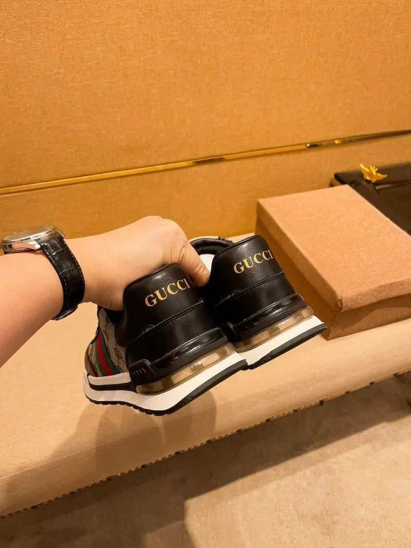 Bargain Gucci Low Shoes