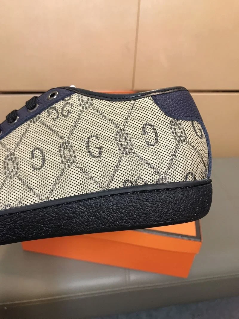 Exact replica Gucci Low Shoes