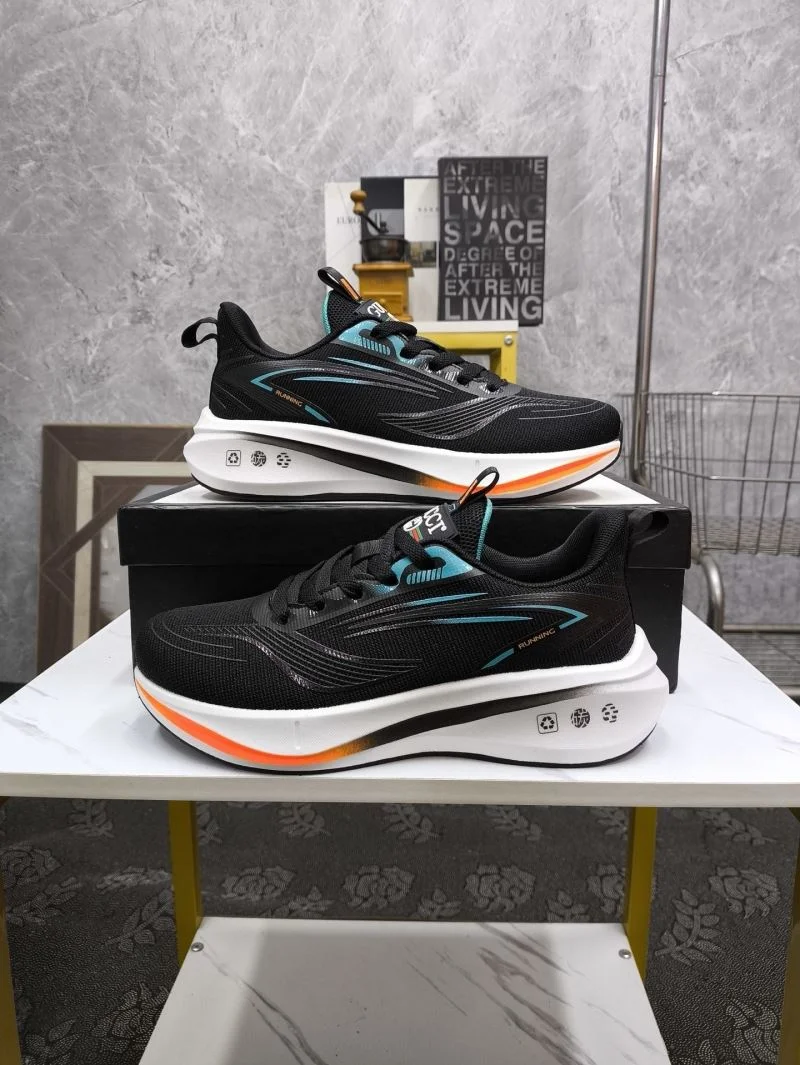 Bargain Gucci Low Shoes