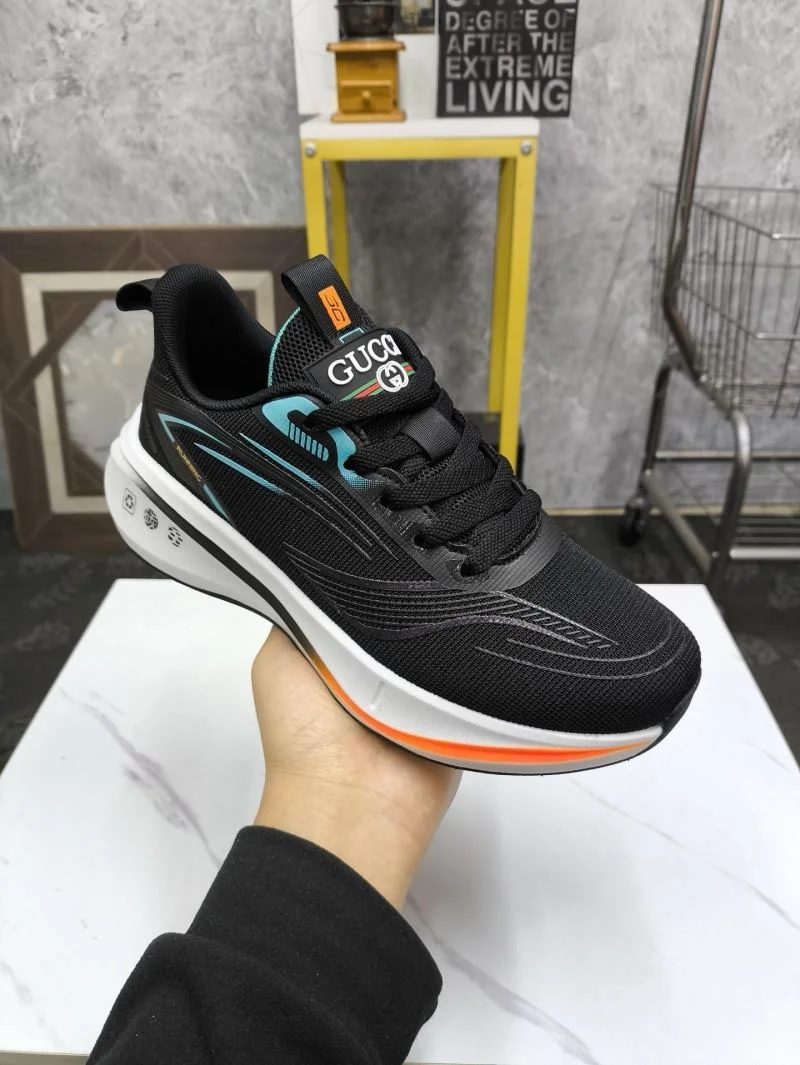 Bargain Gucci Low Shoes