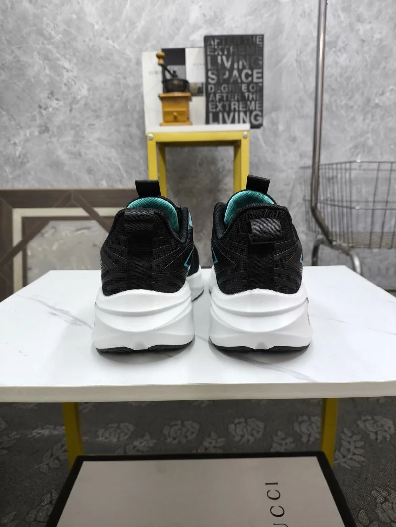Bargain Gucci Low Shoes