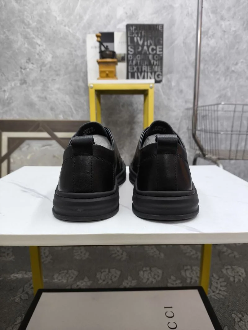 Exact replica Gucci Low Shoes