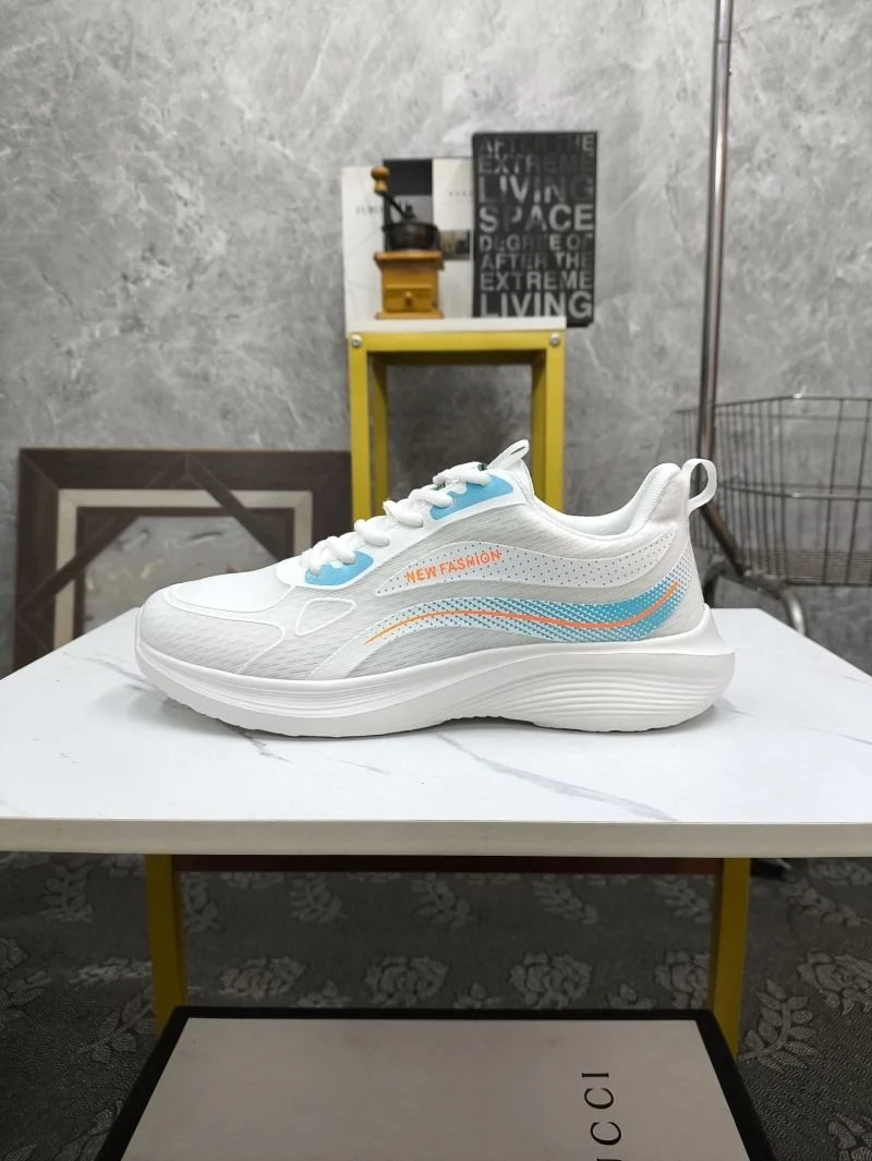 Value-priced Gucci Low Shoes
