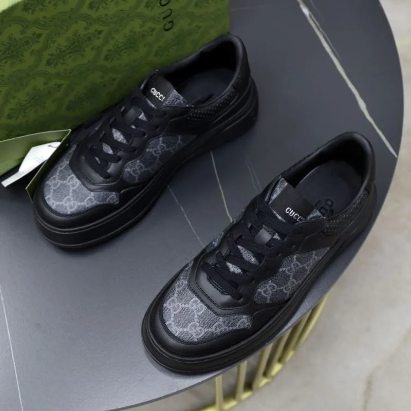Perfect replica Gucci Low Shoes