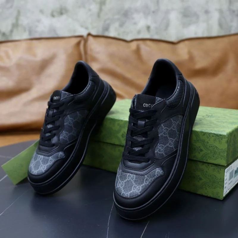Perfect replica Gucci Low Shoes
