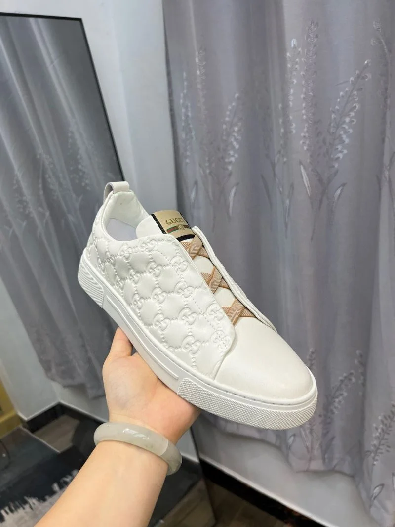 Factory-made Gucci Low Shoes