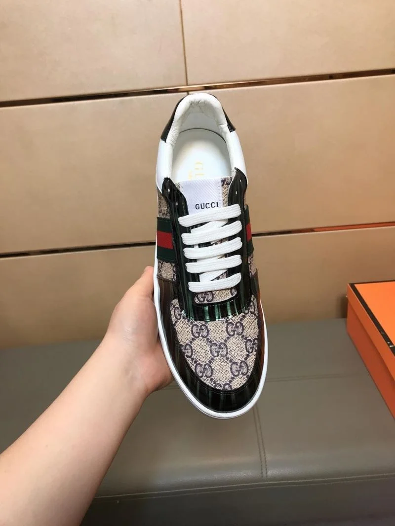 Bargain Gucci Low Shoes