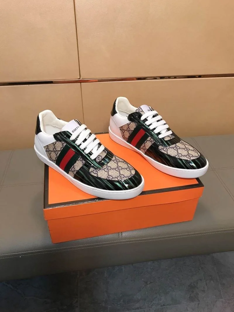 Bargain Gucci Low Shoes