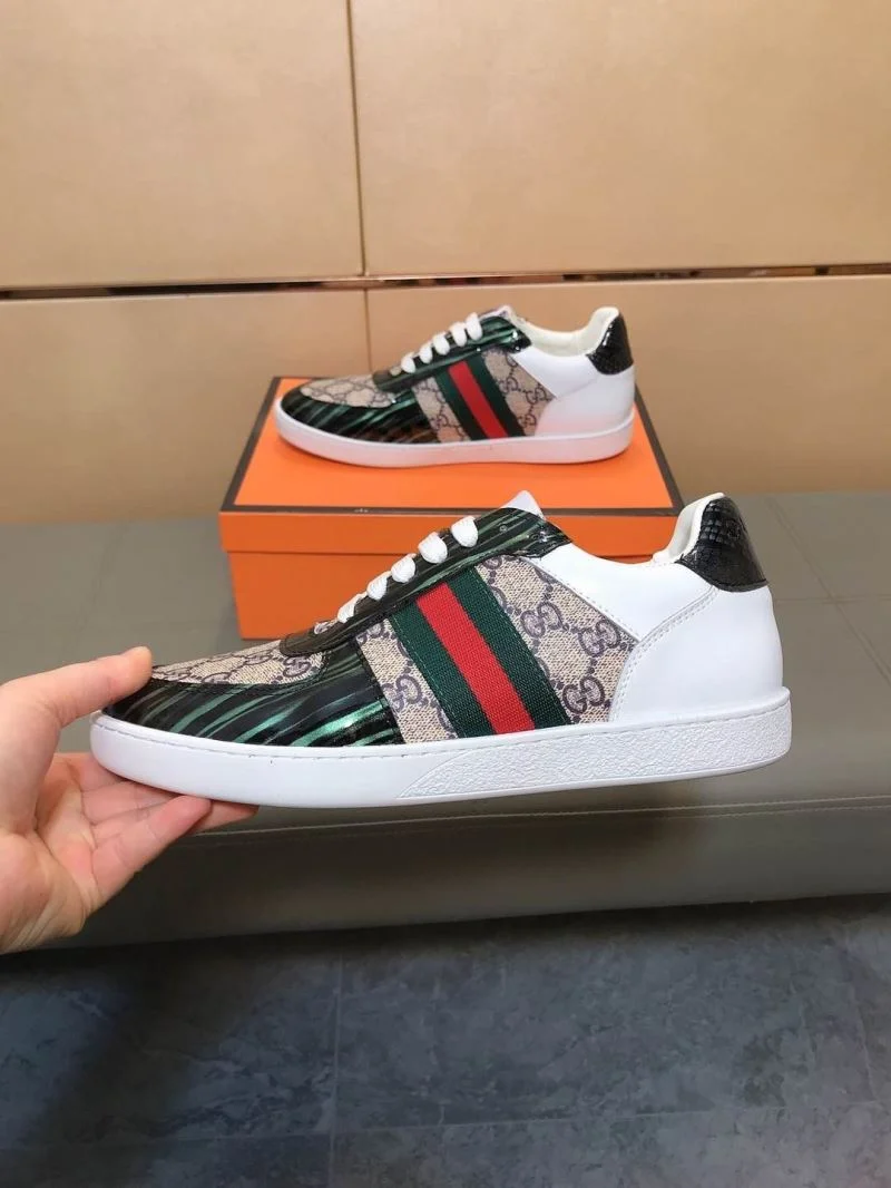 Bargain Gucci Low Shoes